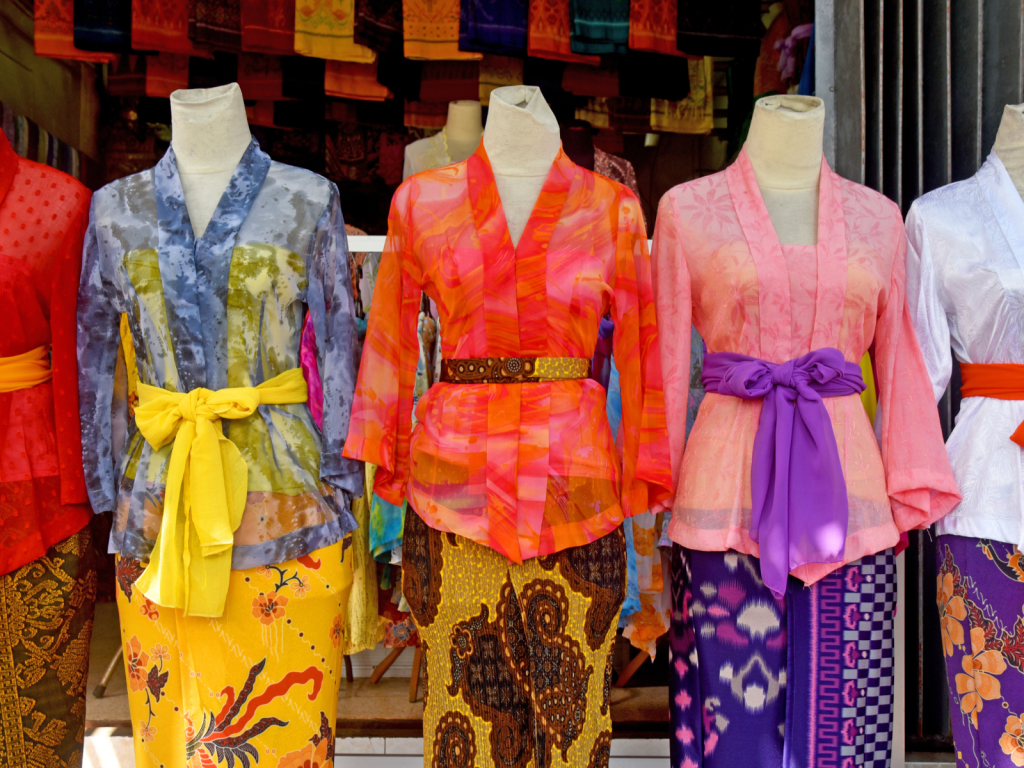 Kebaya Resmi Ditetapkan sebagai Warisan Budaya Takbenda UNESCO - Puwan